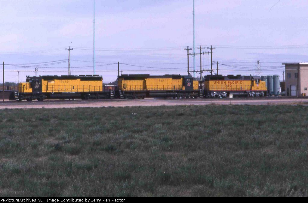 UP 740 CNW 942 CNW 6852 in the yard